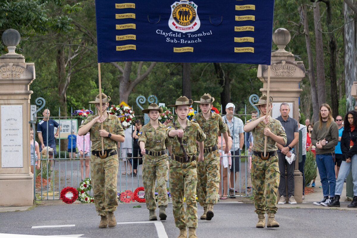 'To teach us the power of strength': Traditional Anzac Day service goes ...