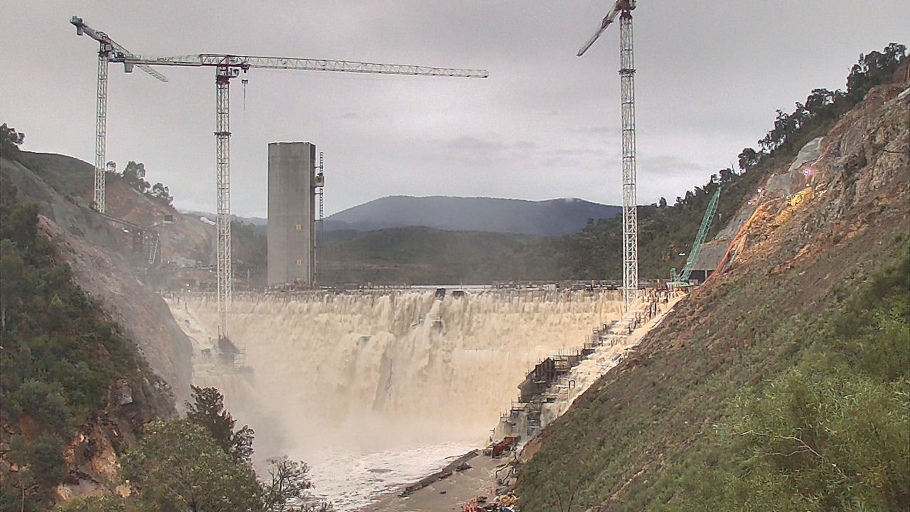 Future unclear for Cotter Dam workers - ABC News