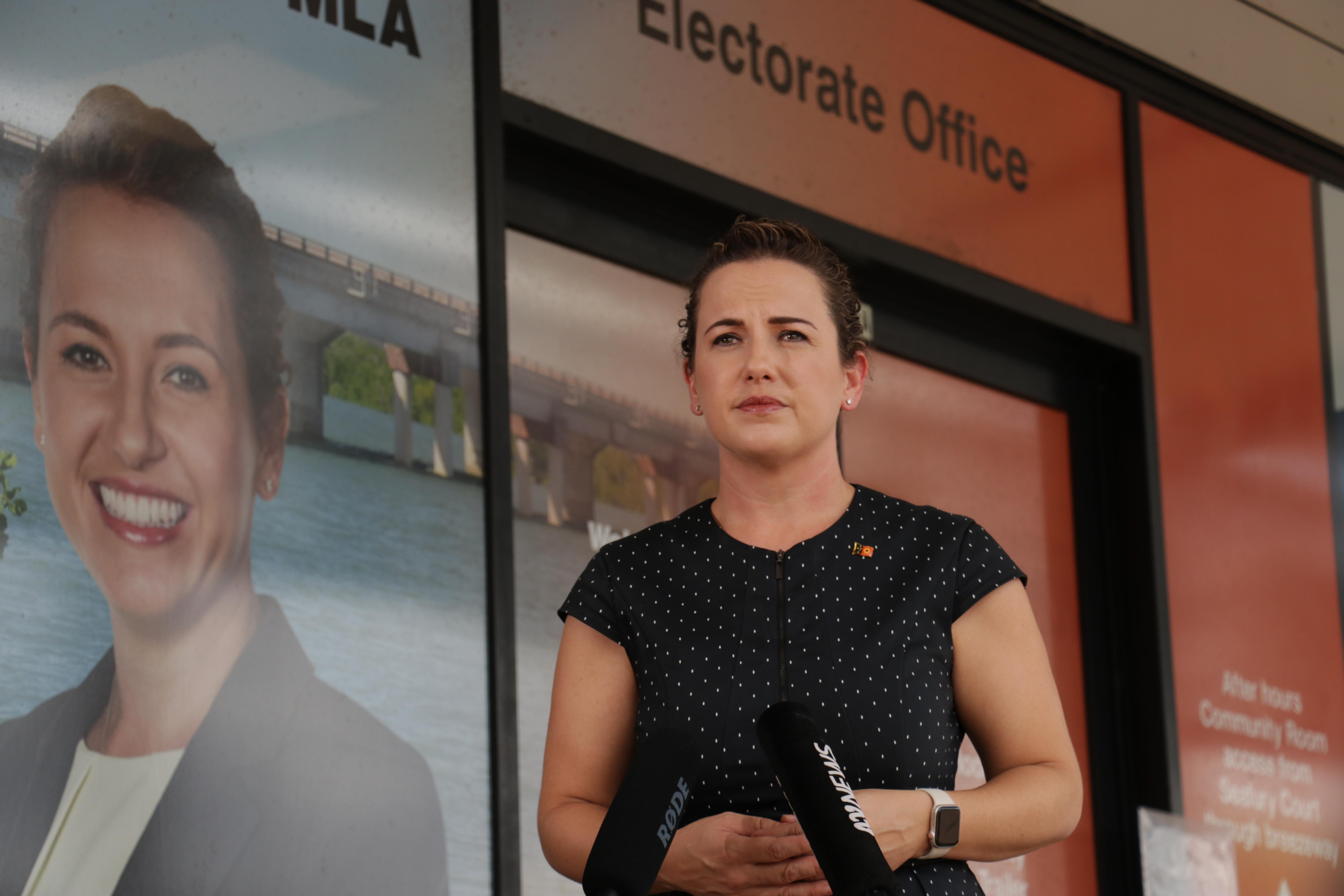 Peak legal bodies warn proposed Legal Aid NT service cuts will have ...