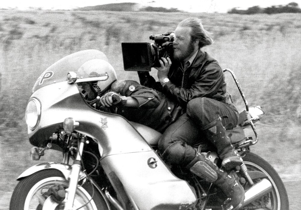 Mad Max stunt biker revs up ride for toddler with rare disease - ABC News