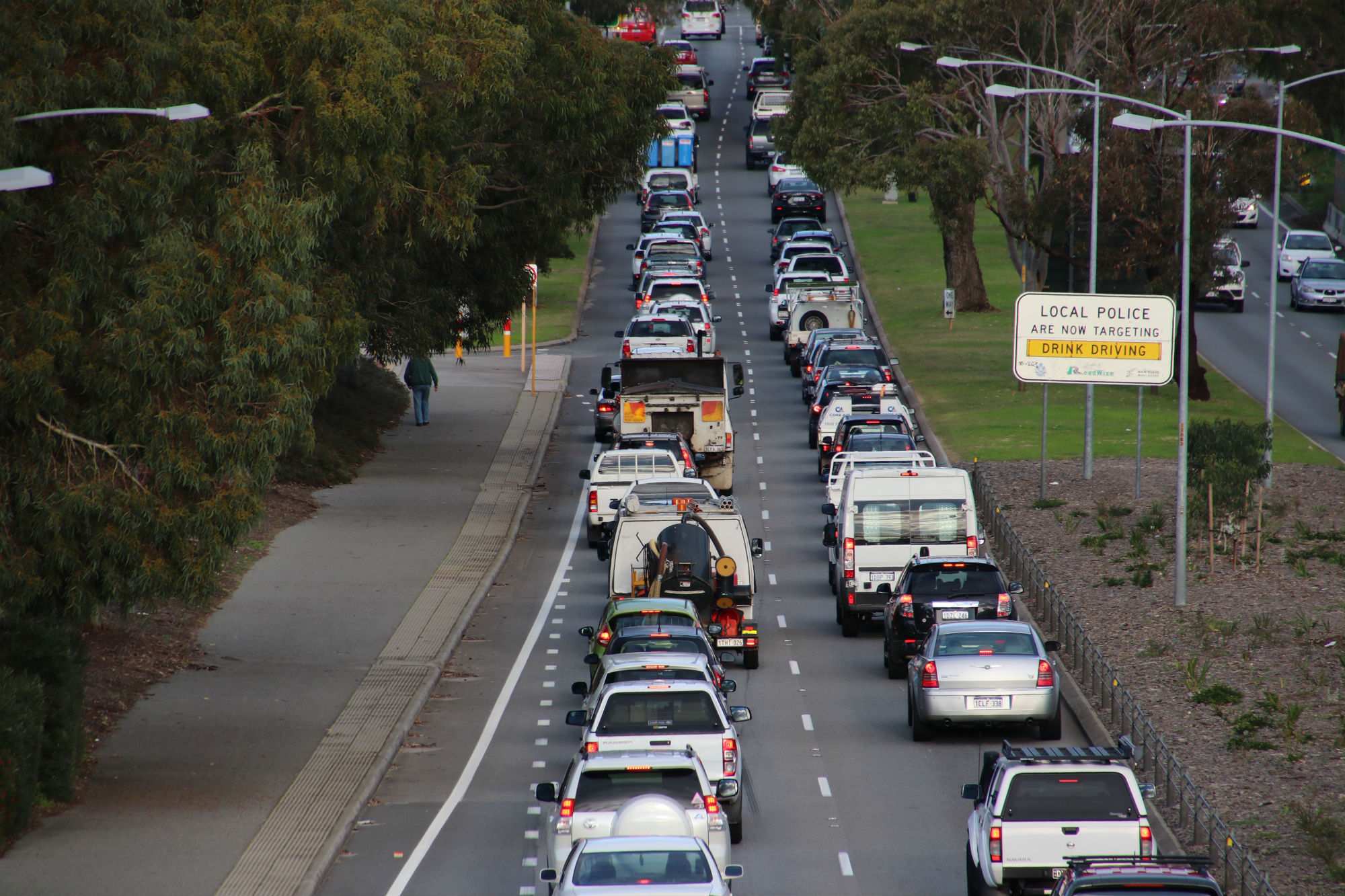 Perth's congestion-busting road projects are costing billions and ...