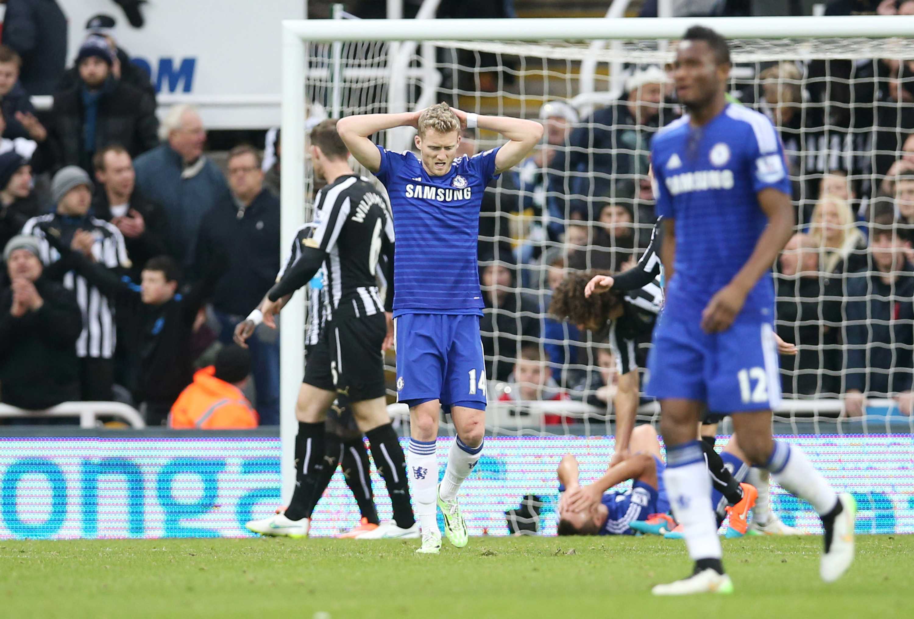 Chelsea suffers first loss to Newcastle, Manchester City closes gap at ...