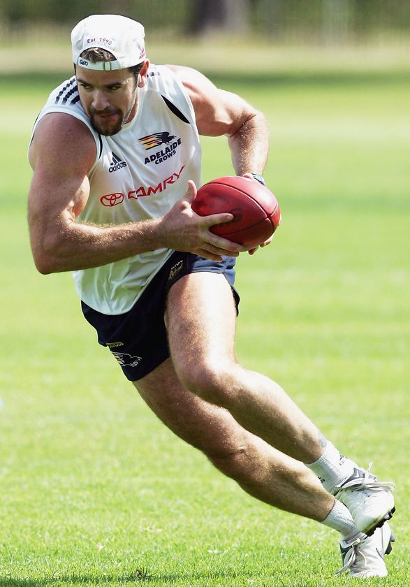 Ricciuto announces retirement - ABC News