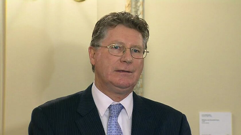 Victorian Premier Denis Napthine and the Prime Minister Kevin Rudd to ...