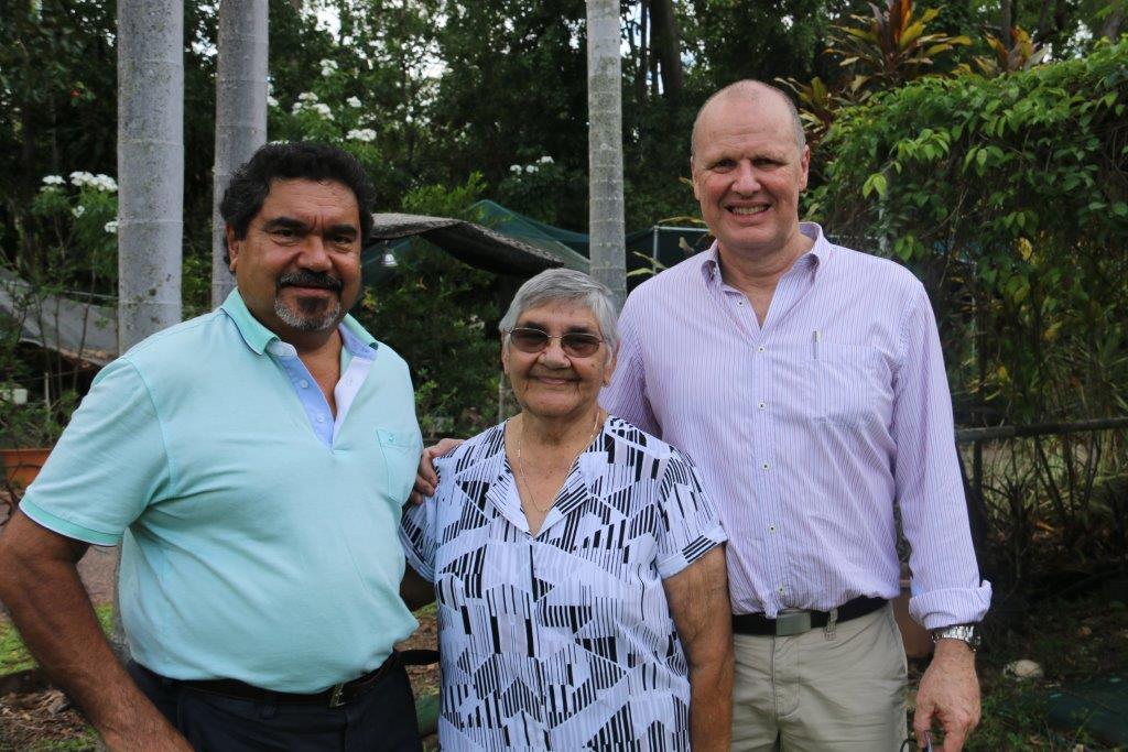 'I grabbed the croc by the head': The night a man saved his mother's ...