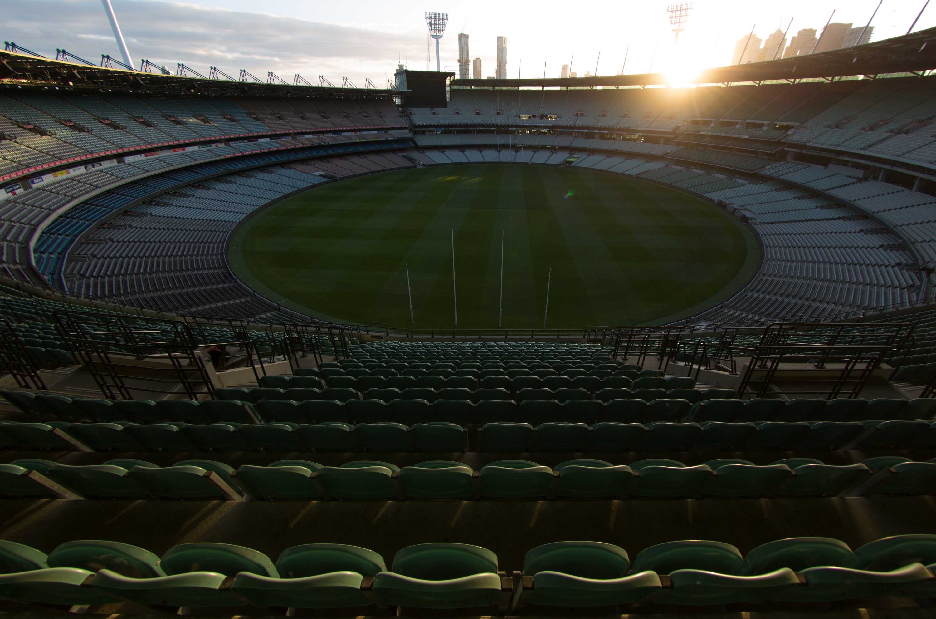 Sports Analysis with Warwick Hadfield - ABC listen