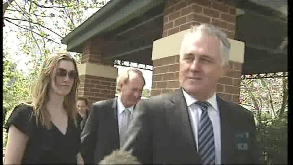 Turnbull battles leadership woes - ABC News