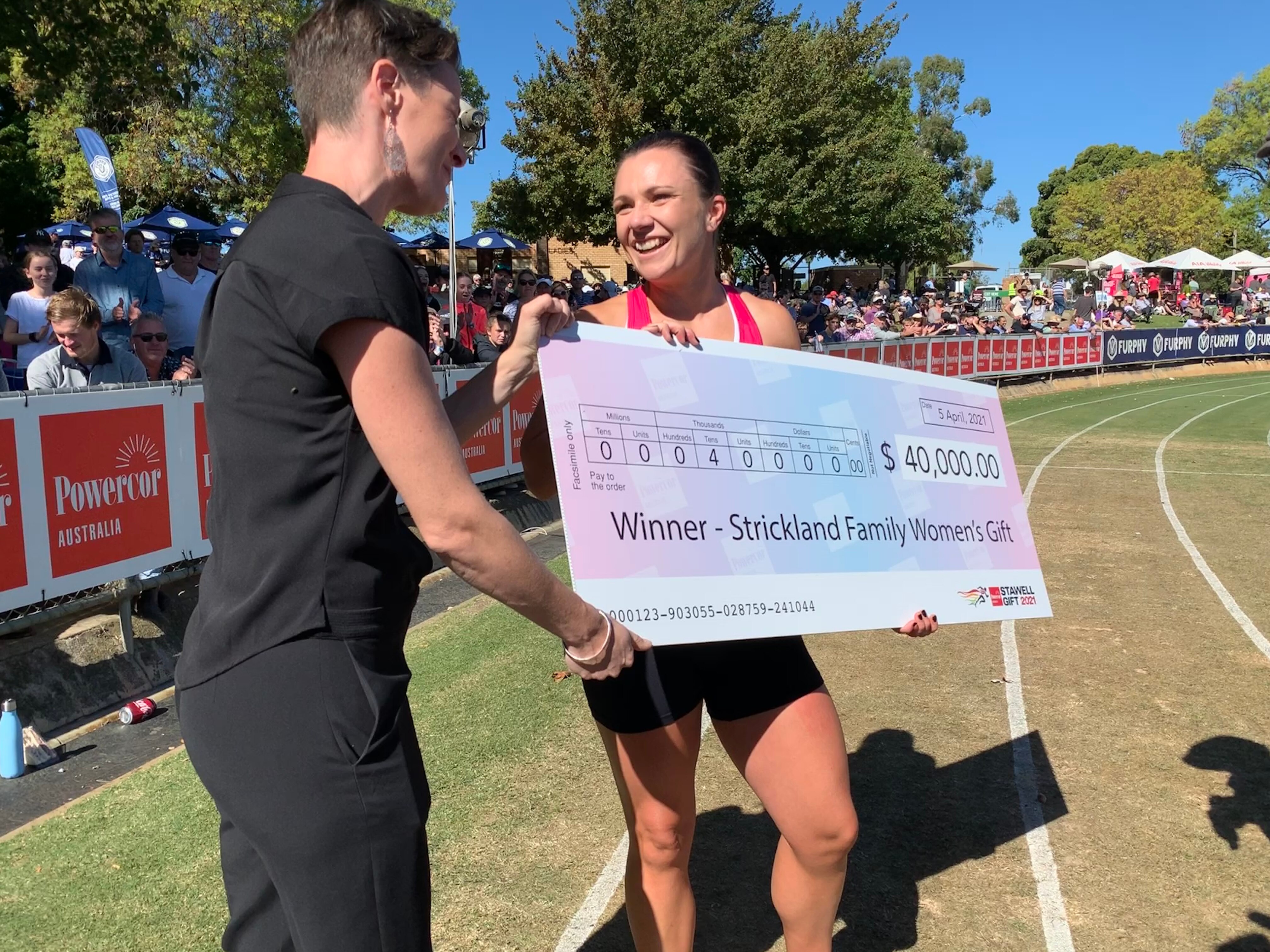 Stawell Gift makes triumphant 2021 return as Australia's richest ...