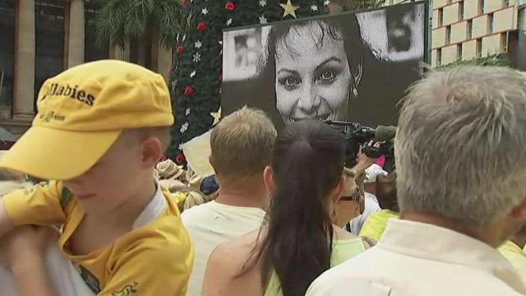 Nicole Morrison speaks at a rally against Gerard Baden-Clay's ...
