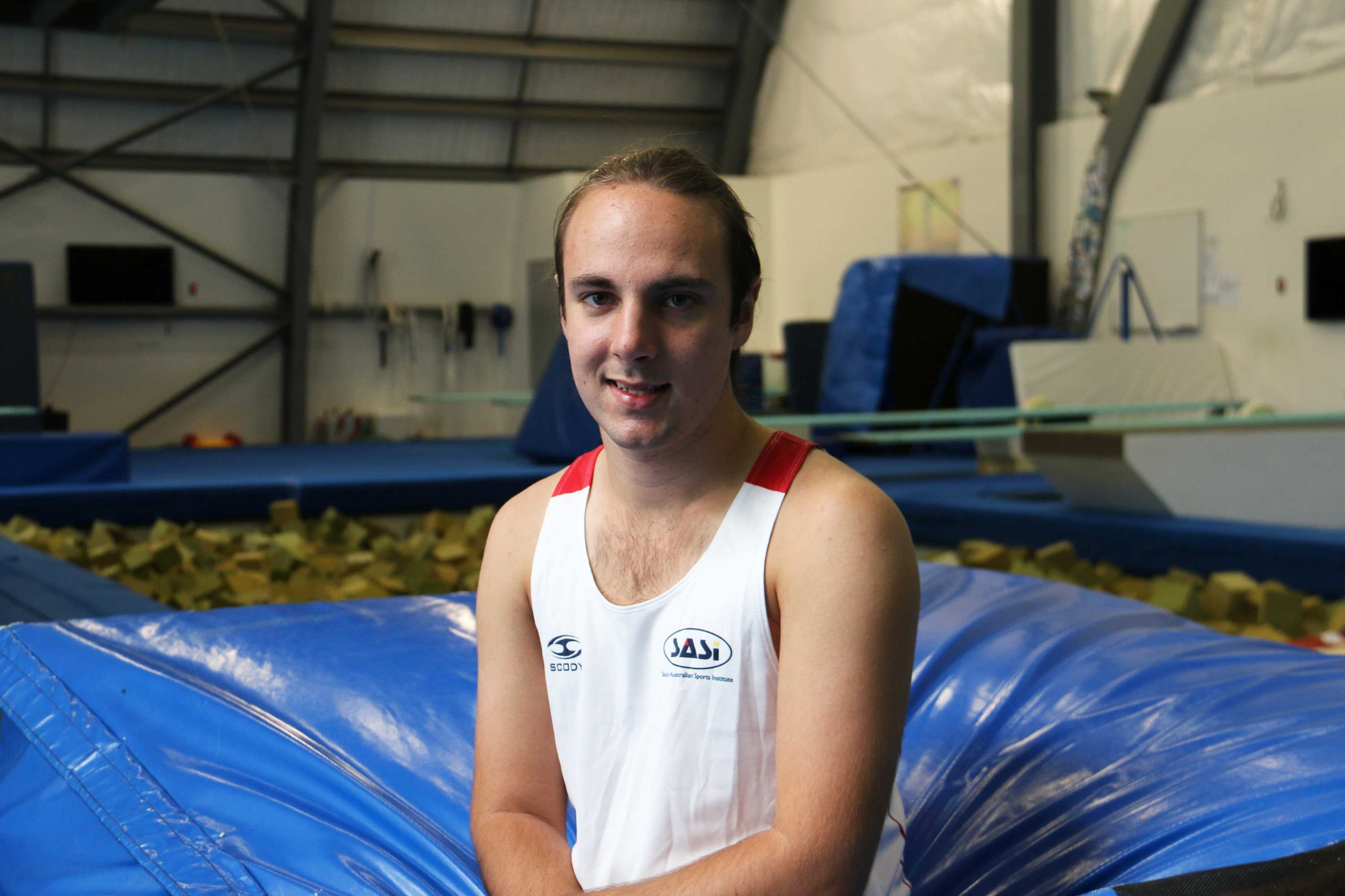 Australia Day 2017: Rock expert, dedicated mum and Paralympic hero honoured in SA - ABC News