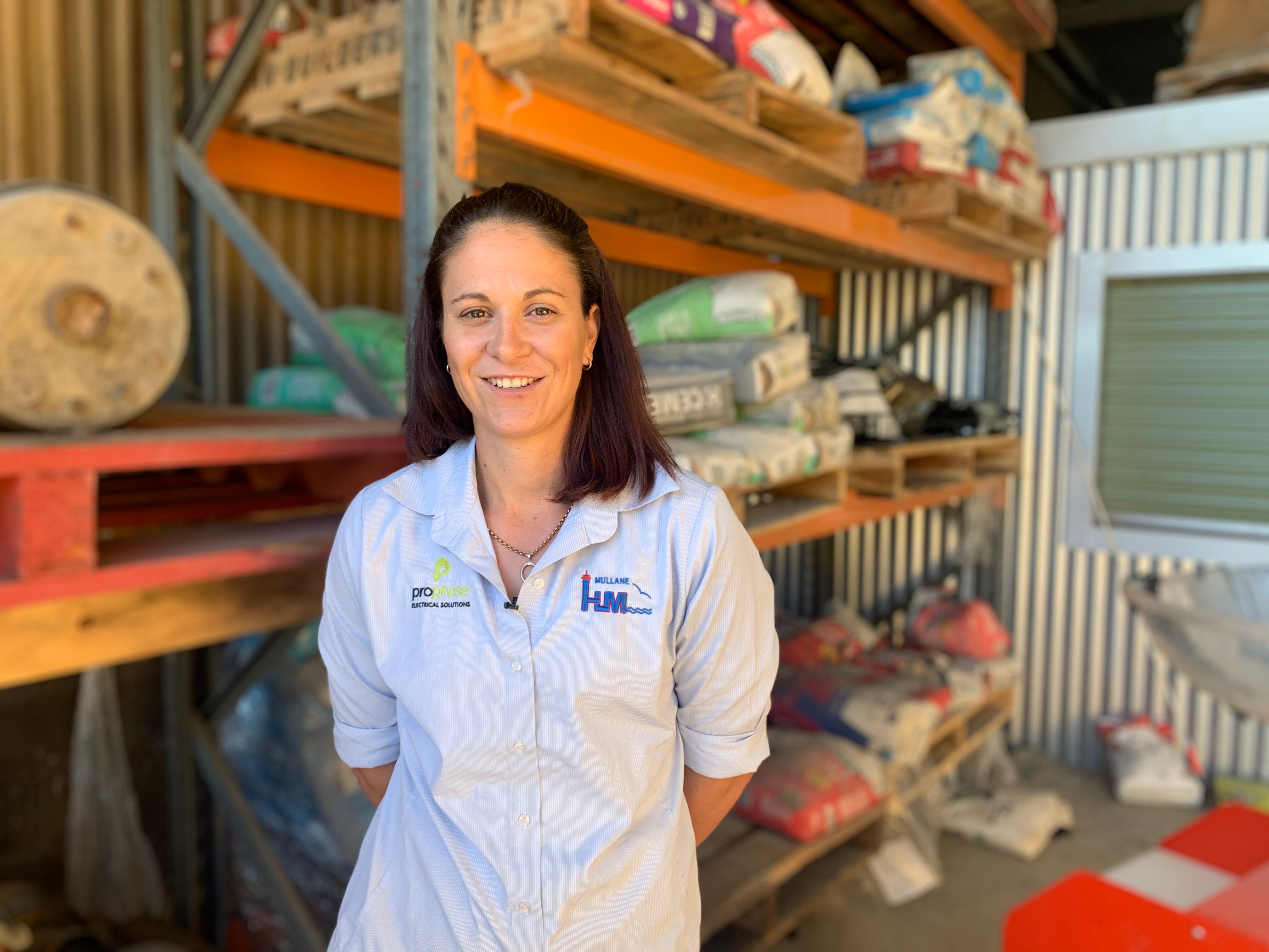 Mental health issues are plaguing 14yo workers — but this construction ...