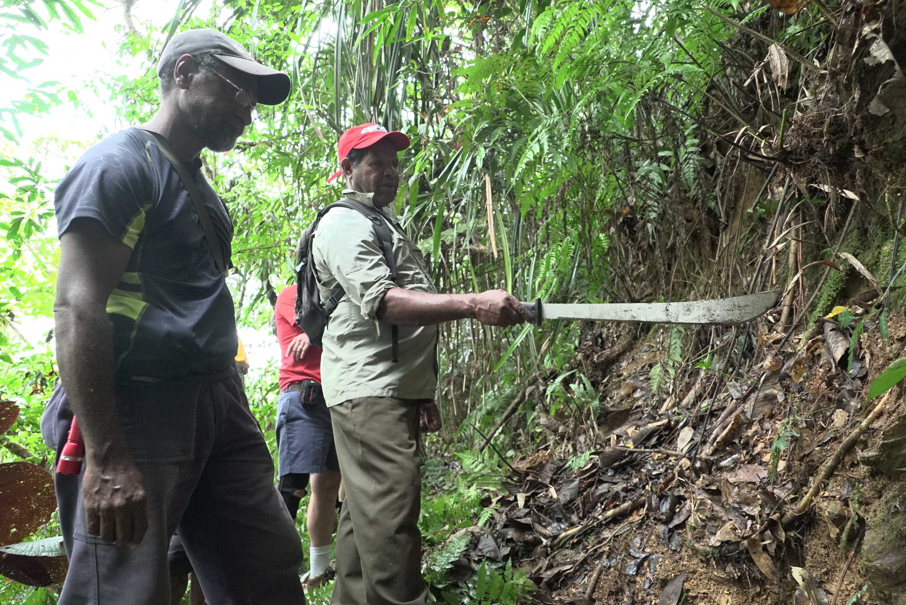 Kokoda historians discovering new sites 75 years after brutal battle ...
