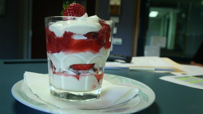 Strawberry Eton Mess - ABC News