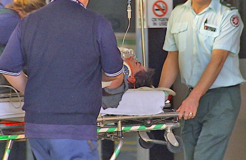 Police officers injured in high speed pursuit - ABC News