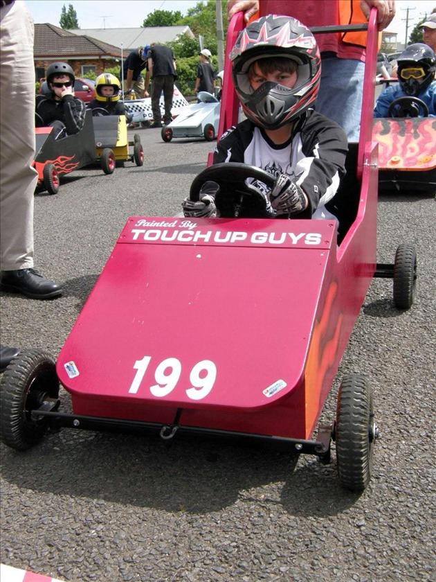 Billycart racers rev up at Deloraine - ABC News