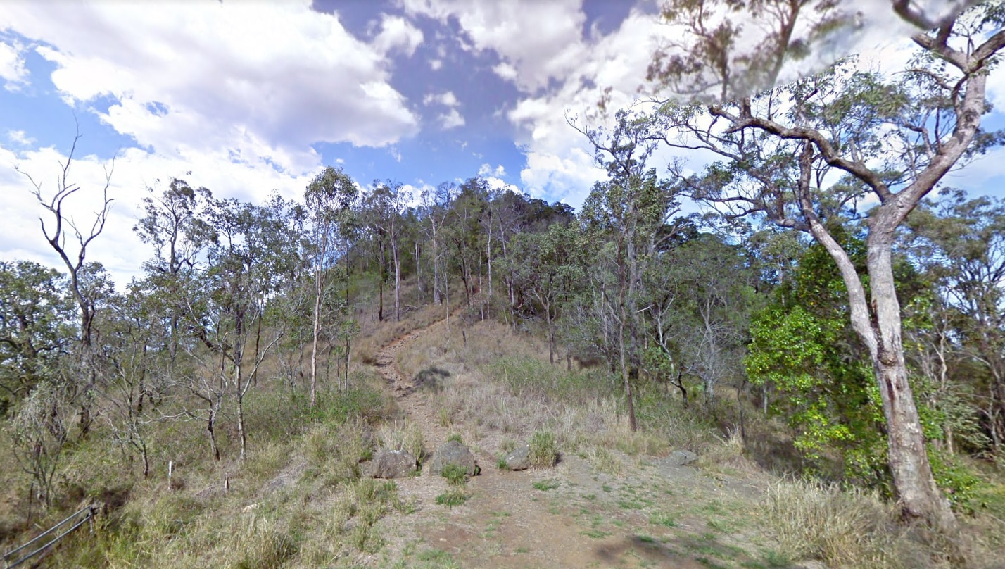 Tabletop Mountain signage to be reviewed by Toowoomba Regional Council ...