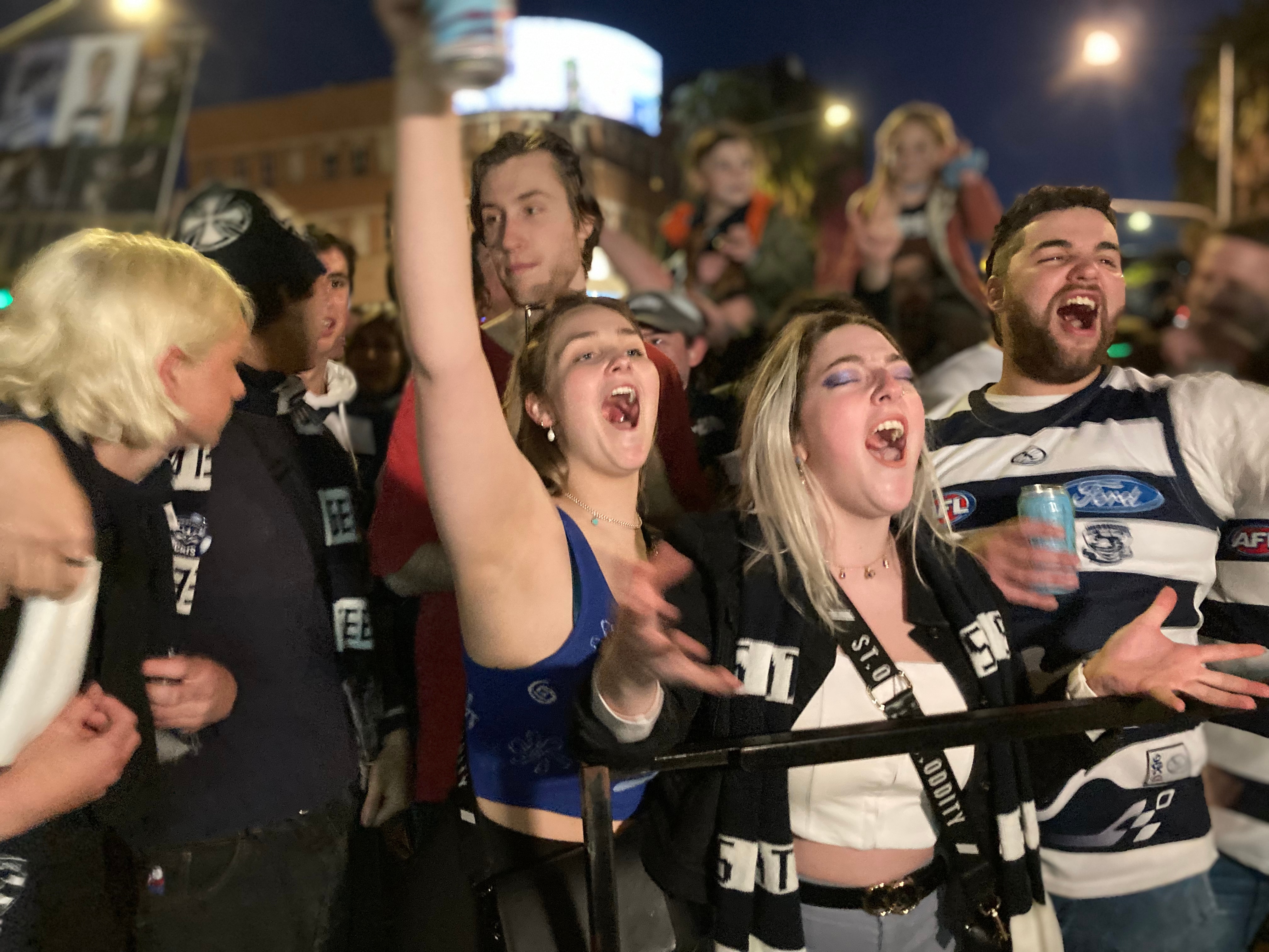 Geelong erupts in celebration as Cats win 2022 AFL grand final over ...