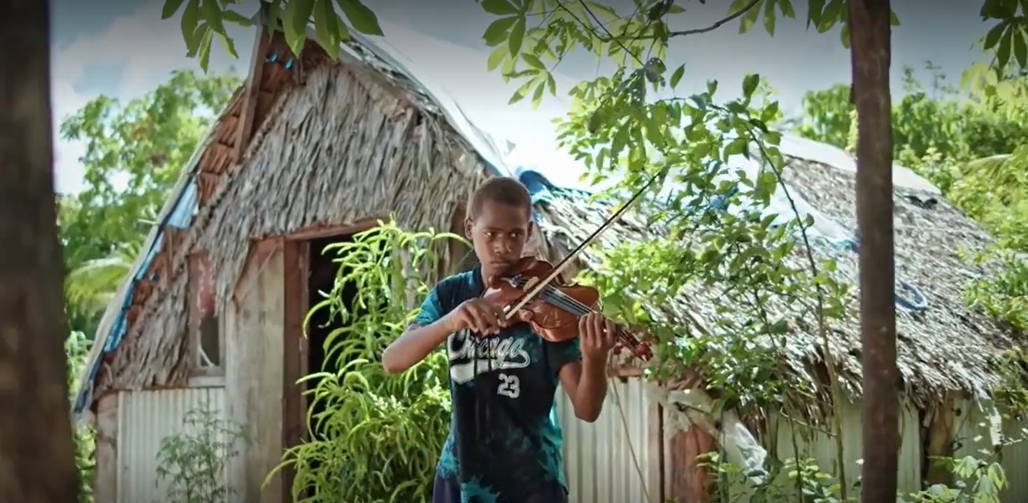 Ensemble Nabanga impresses Australian audiences with traditional ...