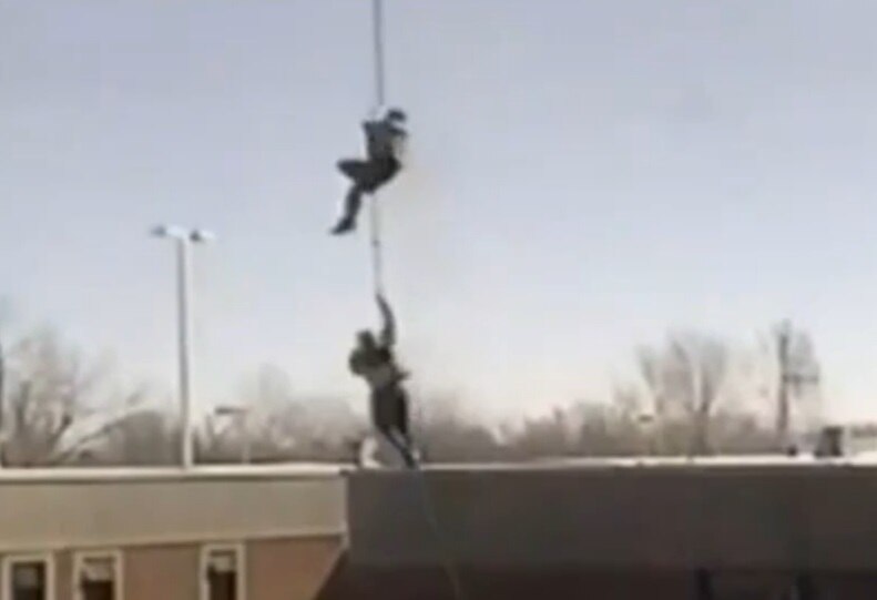 Helicopter prison escape footage released by Canadian authorities - ABC ...