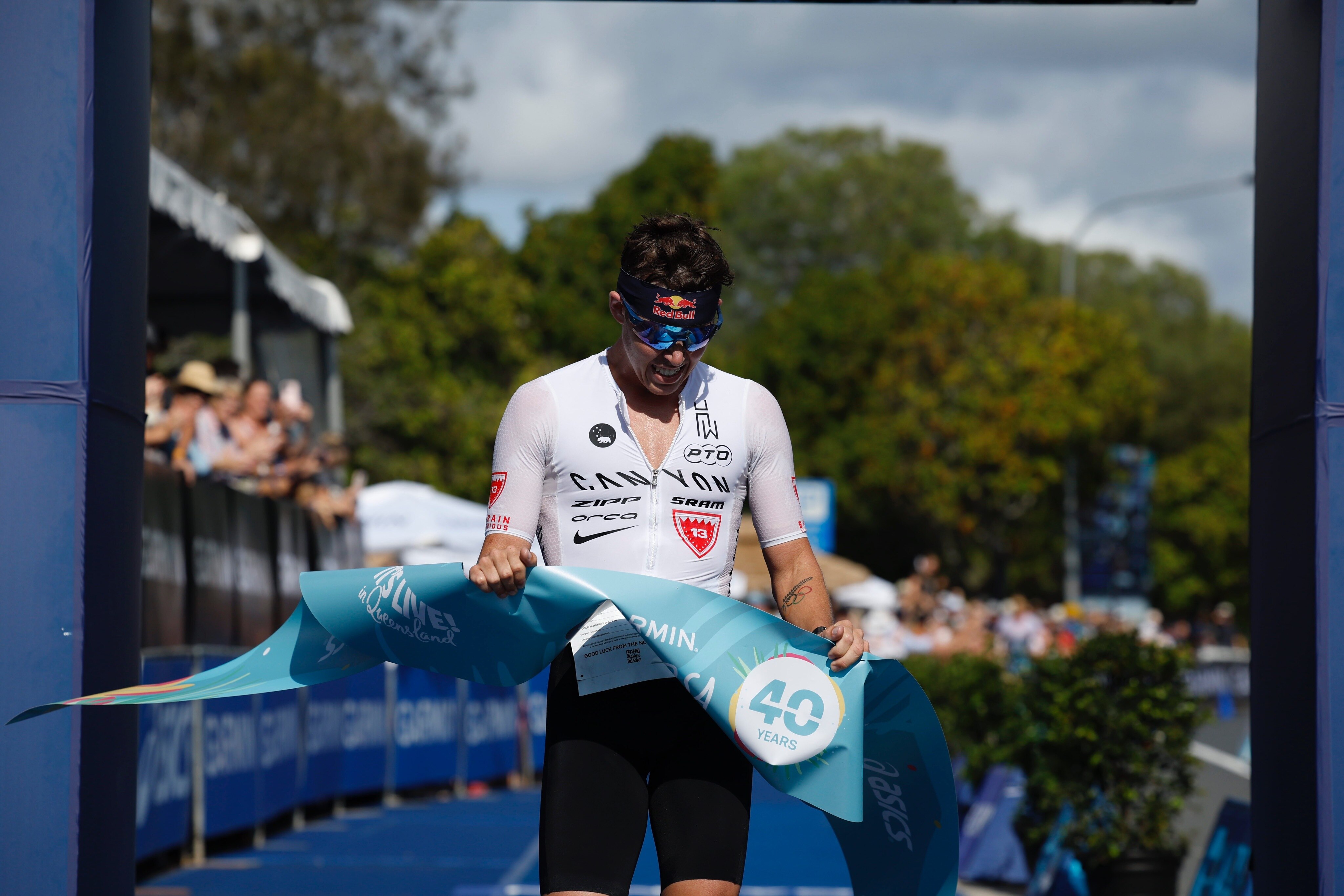 Ash Gentle wins record-extending tenth Noosa Triathlon title, Hayden ...