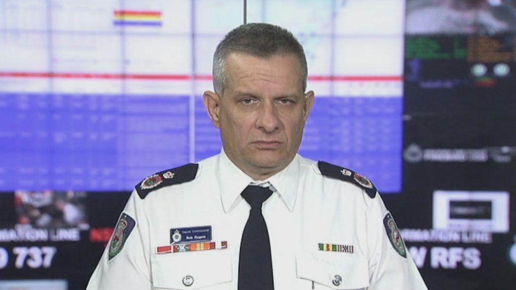 Rob Rogers answers questions over RFS warning to residents - ABC News