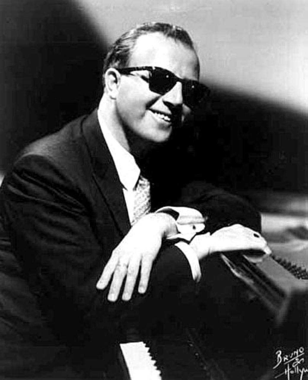 Jazz pianist George Shearing dies - ABC News