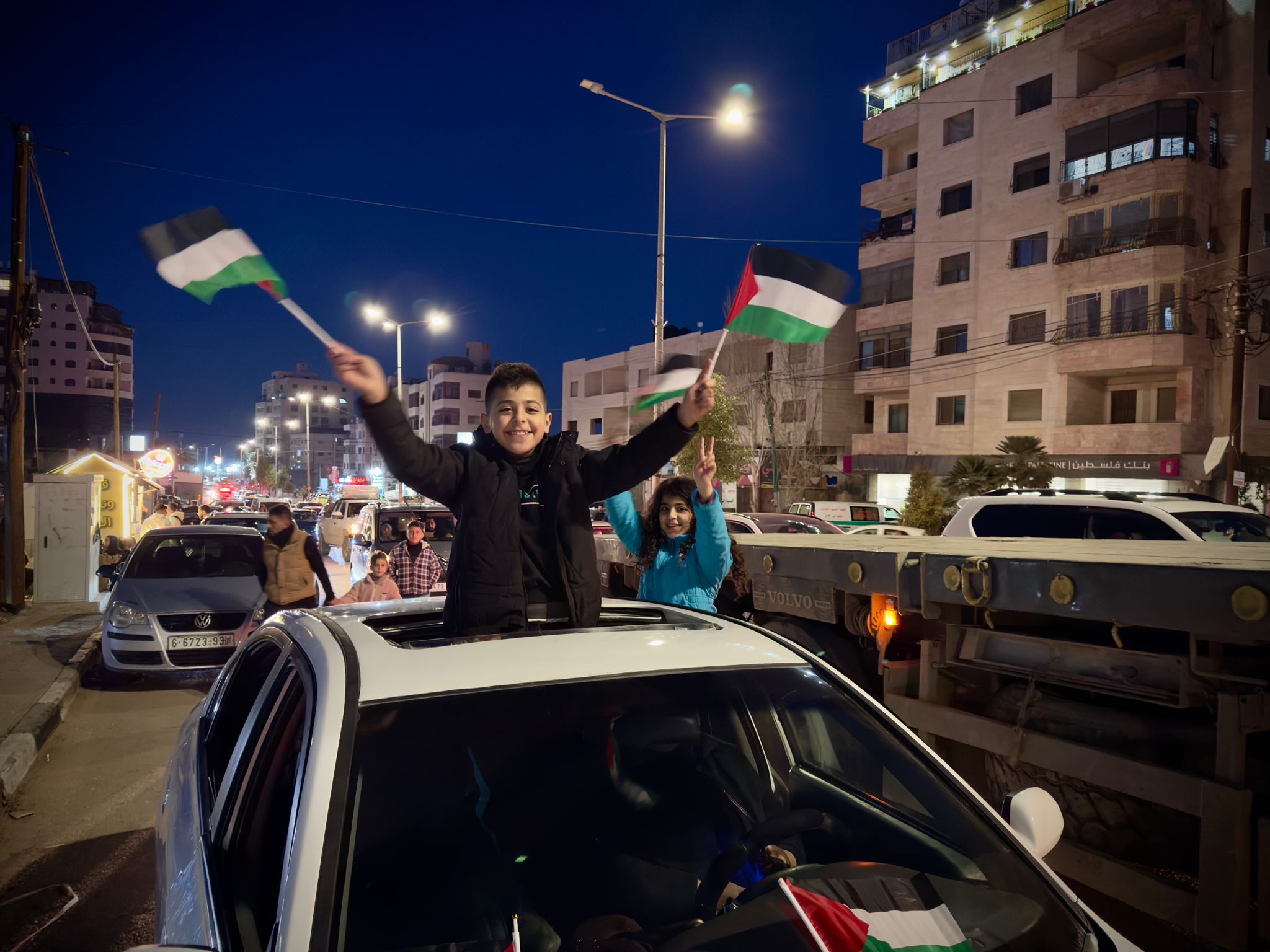 Dunia Hari Ini: Sandera Israel dan Palestina Dibebaskan Setelah 15 ...