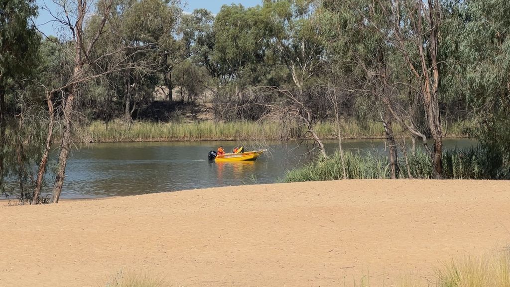 Bodies of two men discovered in separate suspected Murray River ...