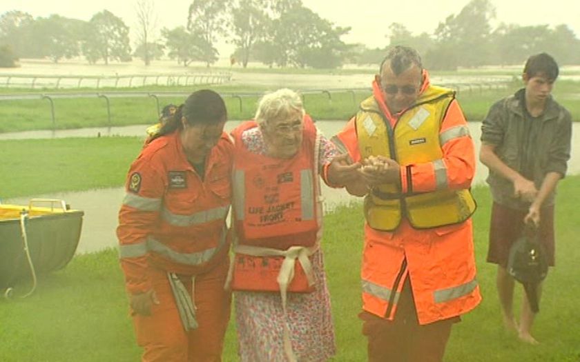 Rescue efforts continue as Ingham floods subside - ABC News