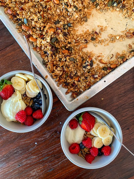 How to make easy granola with what you have in your pantry - ABC listen