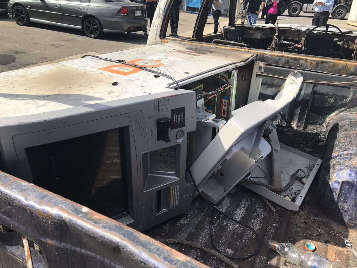 Adelaide's last drive-in theatre destroyed by fire - ABC News