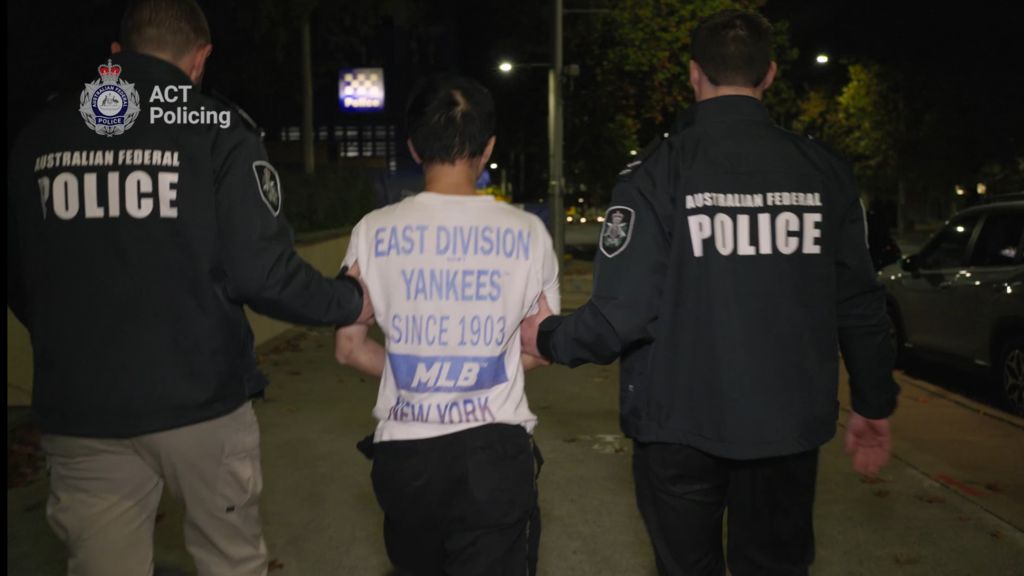 Police charge man with virtual kidnapping - ABC News