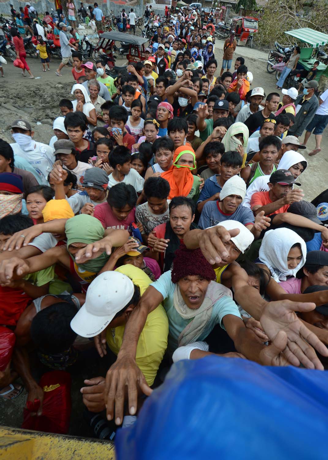 Philippines declares 'state of national calamity' - ABC Radio