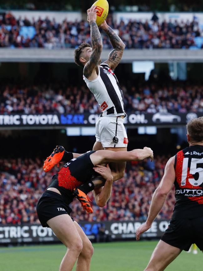 Snapped specky: Michael Klein immortalises Anzac Day mark - ABC listen