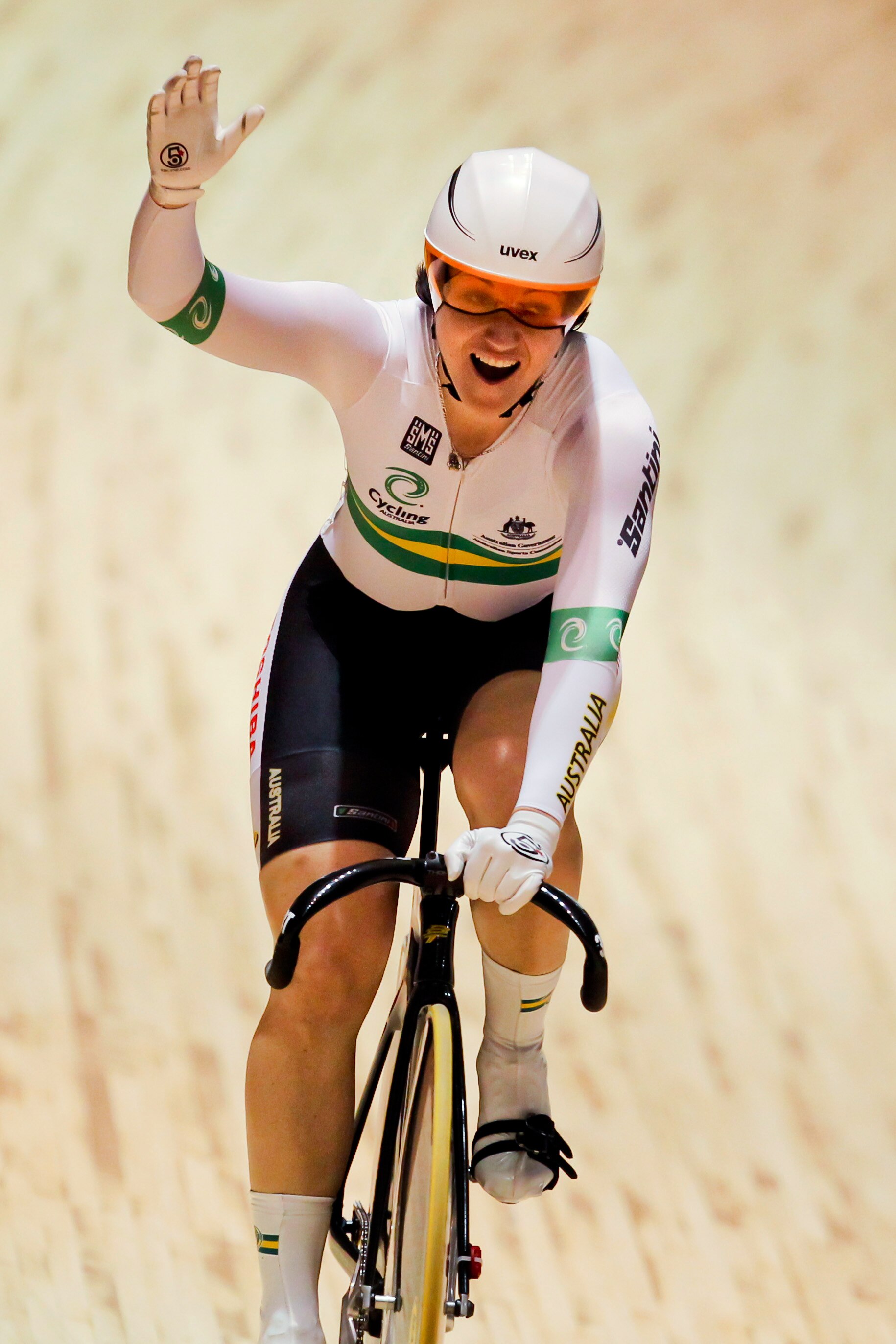 Meares, pursuit teams set world records - ABC News