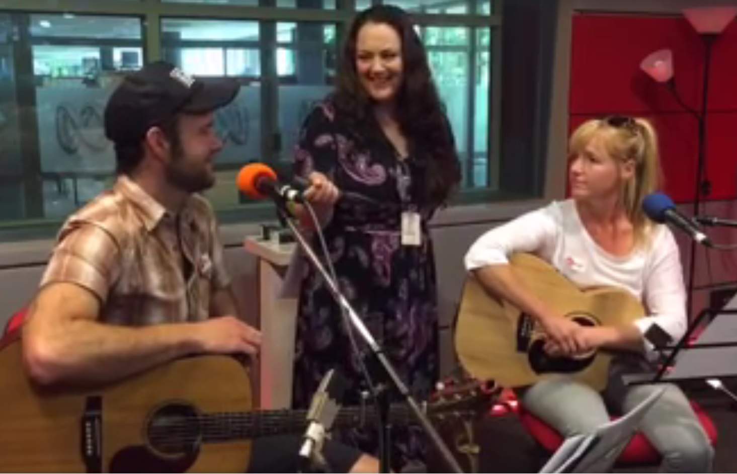 Pete Cornelius & Ange Boxall perform Country Duets - ABC listen