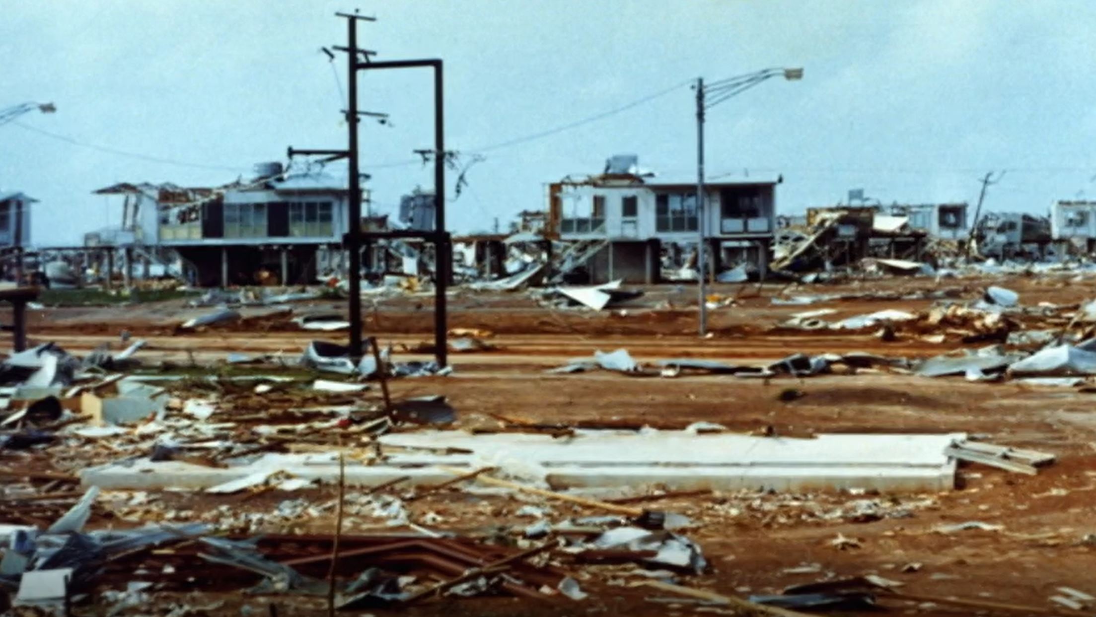 Calls for greater recognition of ADF Cyclone Tracy rescuers - ABC listen