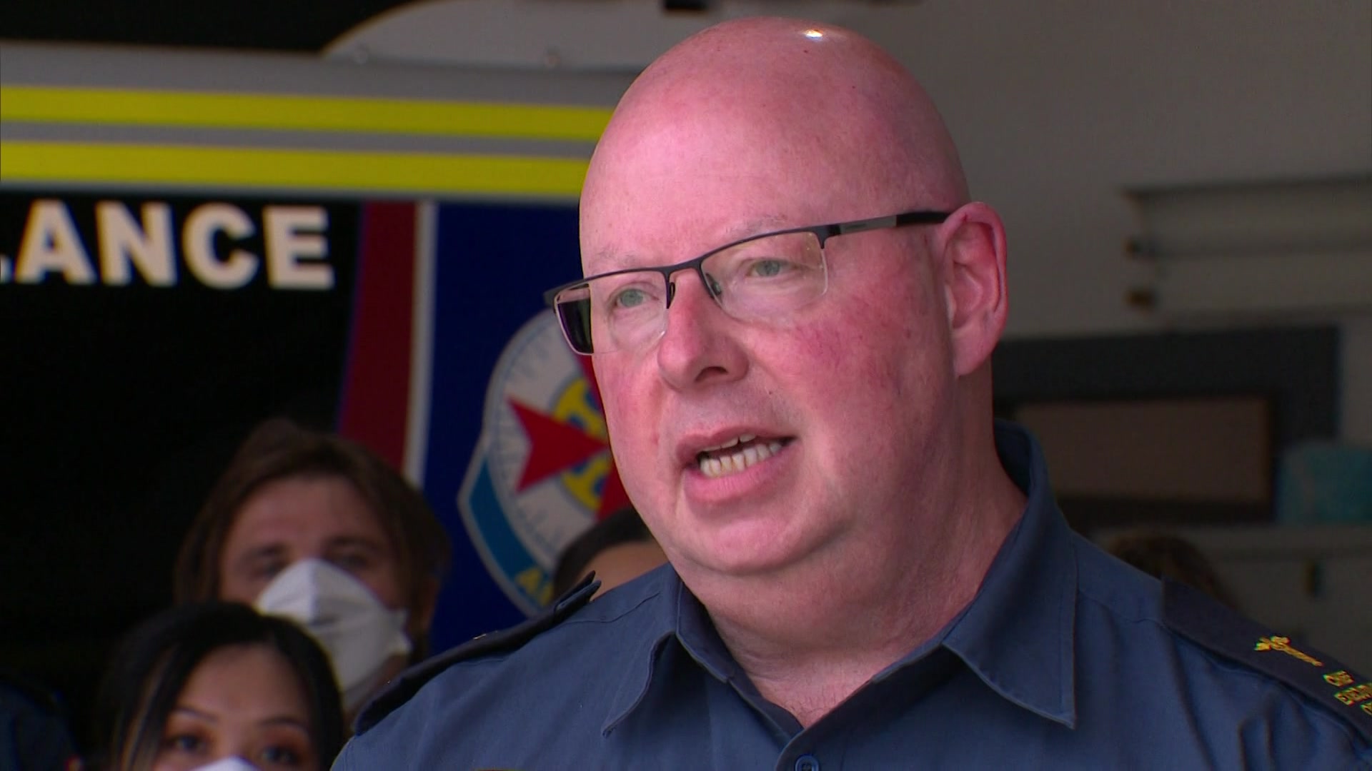 Ambulance Victoria chief executive Tony Walker resigns after eight ...
