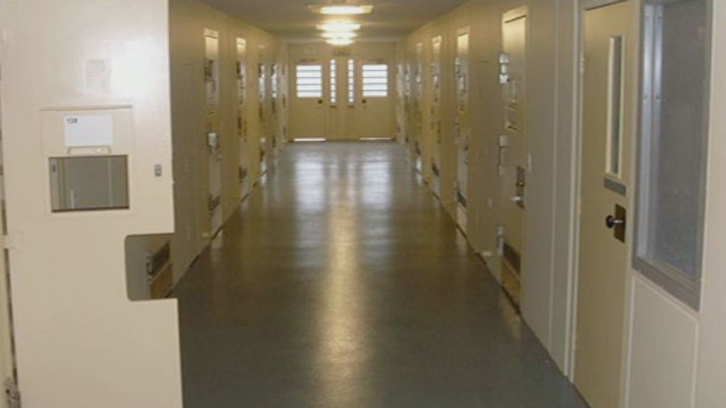 Teens 'in solitary confinement' in Victorian jail - ABC News