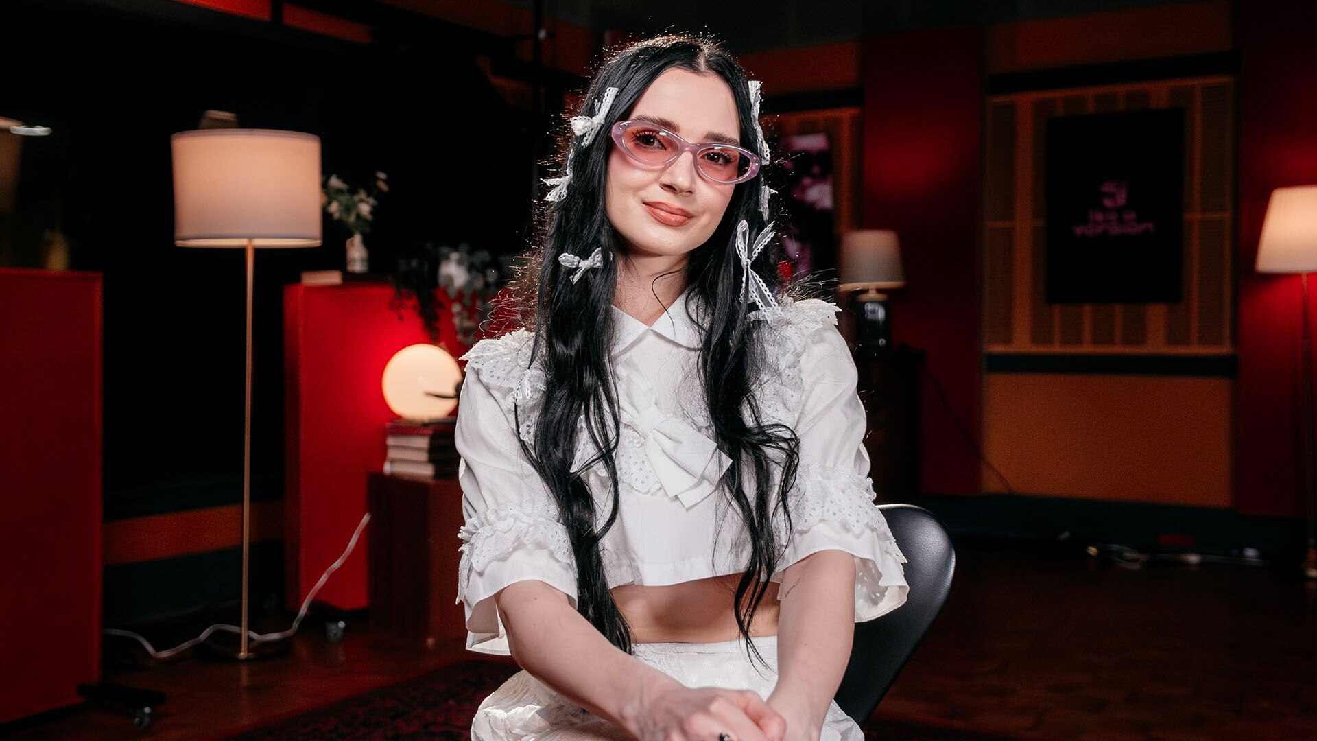 Poppy — 'crystallized' (live for Like A Version) - triple j