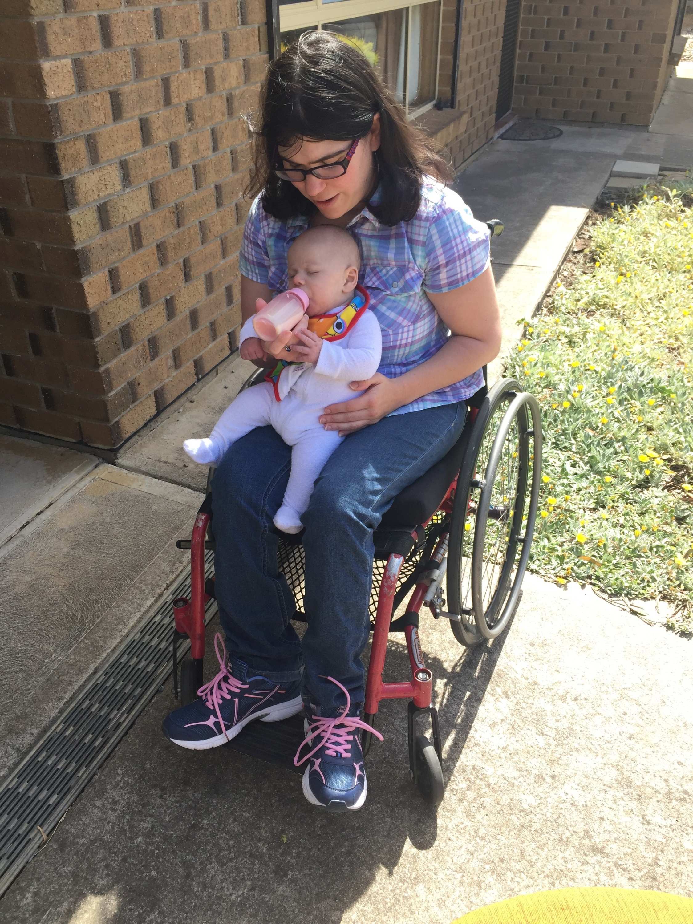 Man's generous offer allows Adelaide mother Alicia Dobson to replace ...