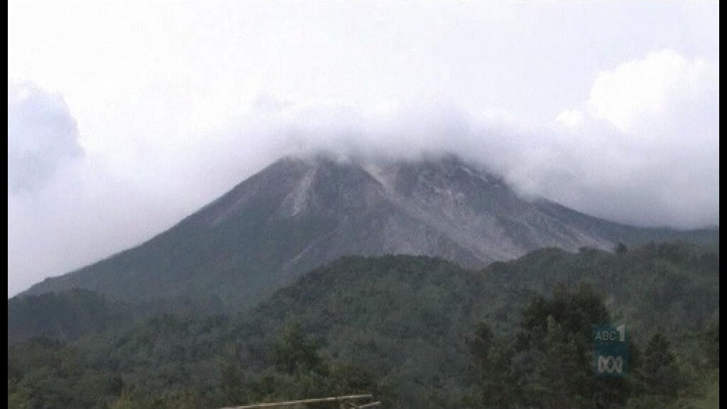 Mount Merapi eruption kills 25 - ABC News