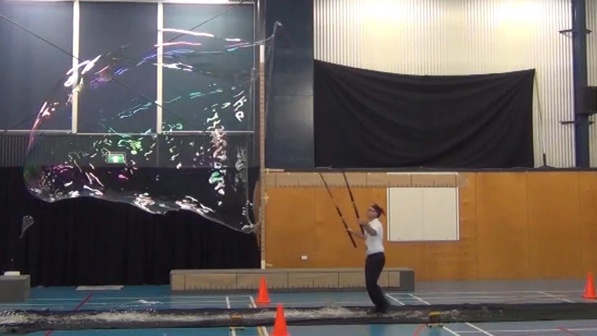 How do you measure the world's largest indoor soap bubble? - ABC News
