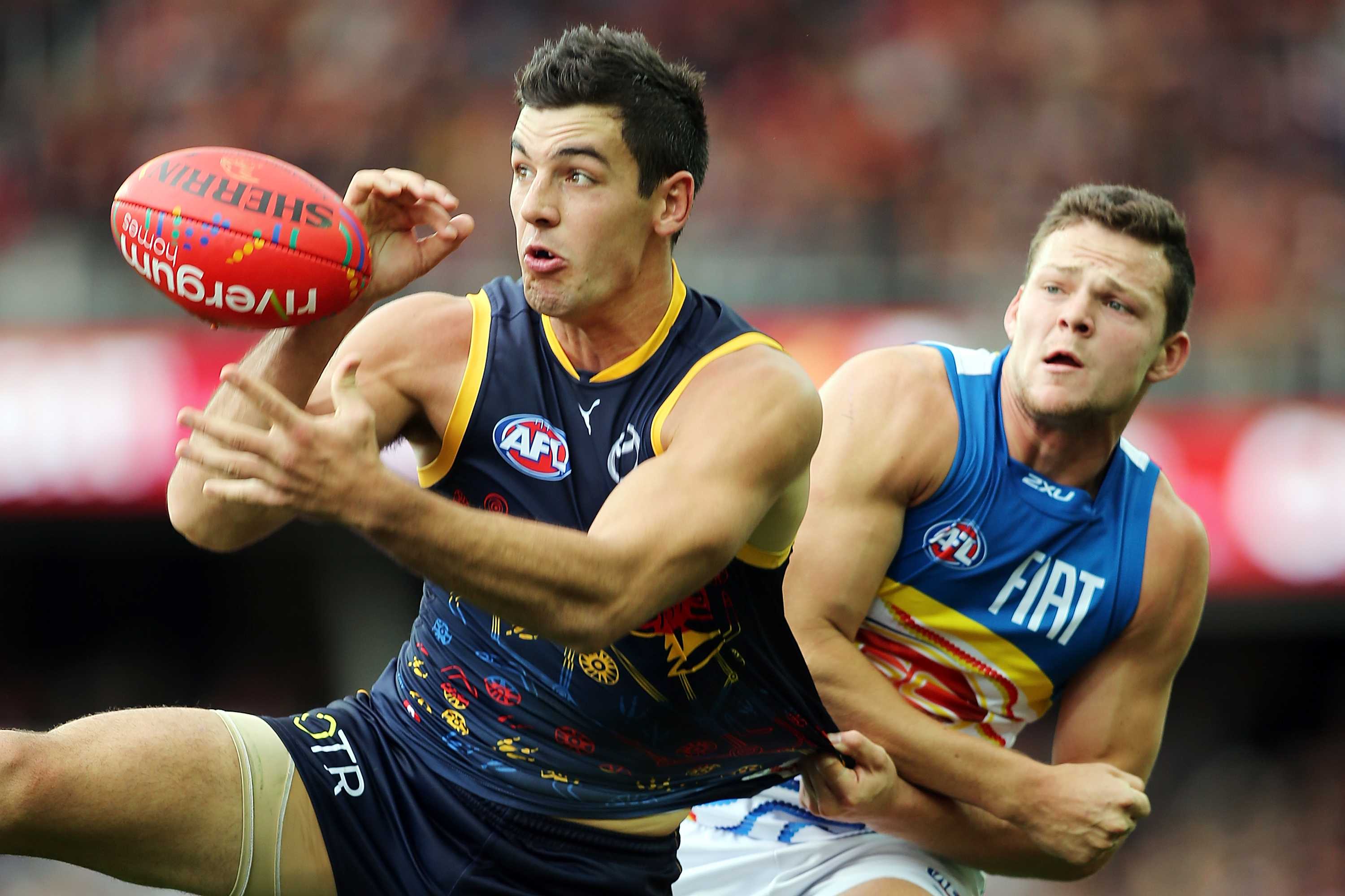 Adelaide Crows secure Taylor Walker until 2018 - ABC News