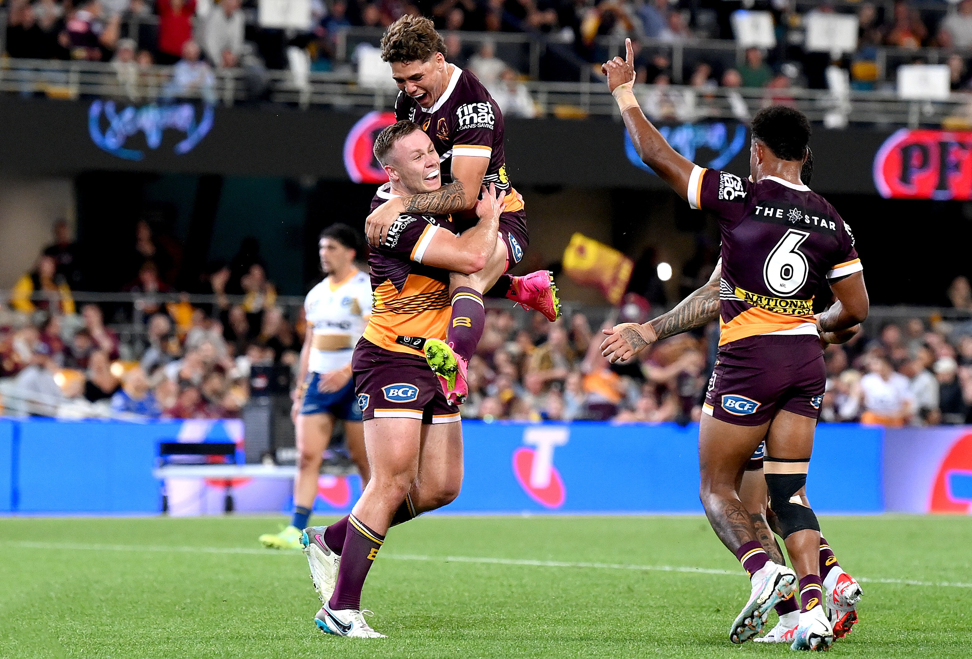 Adam Reynolds's contract extension leaves Billy Walters as only ...