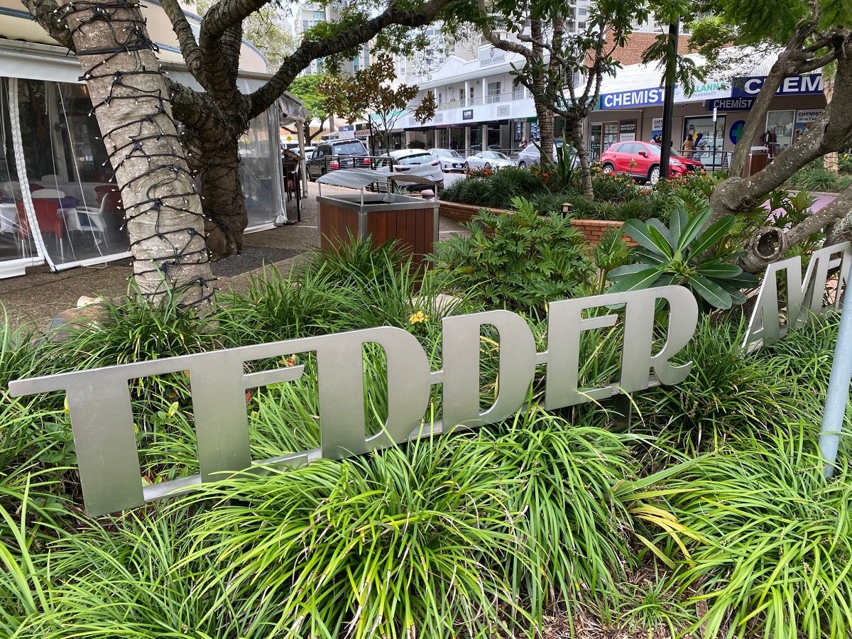 Gold Coast Main Beach residents angry the suburb's becoming clogged ...