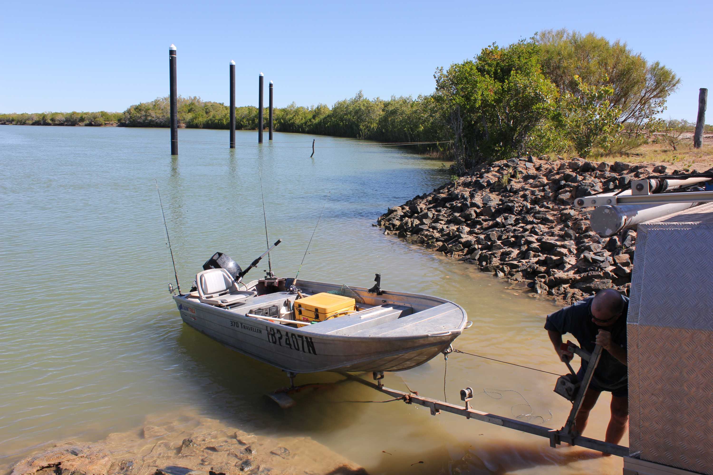WA authorities call for cool as 'ramp rage' plagues boat ramps - ABC News