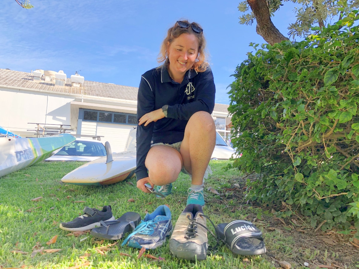 Lost Sole Database an Instagram tribute to abandoned, unpaired shoes ...