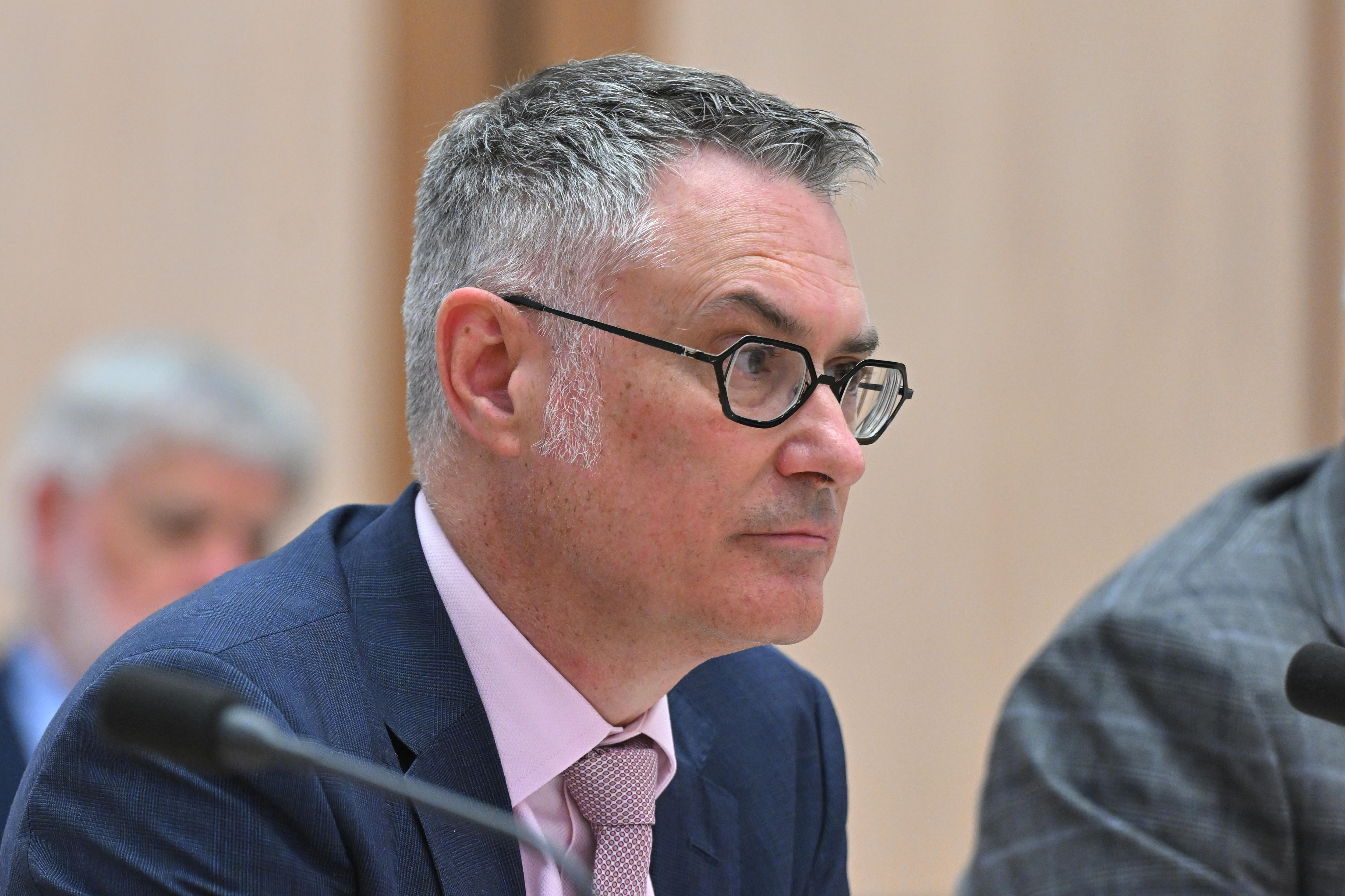 Coalition-linked nuclear expert questioned by parliament over coal ...