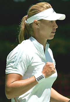 Molik makes bright start - ABC News